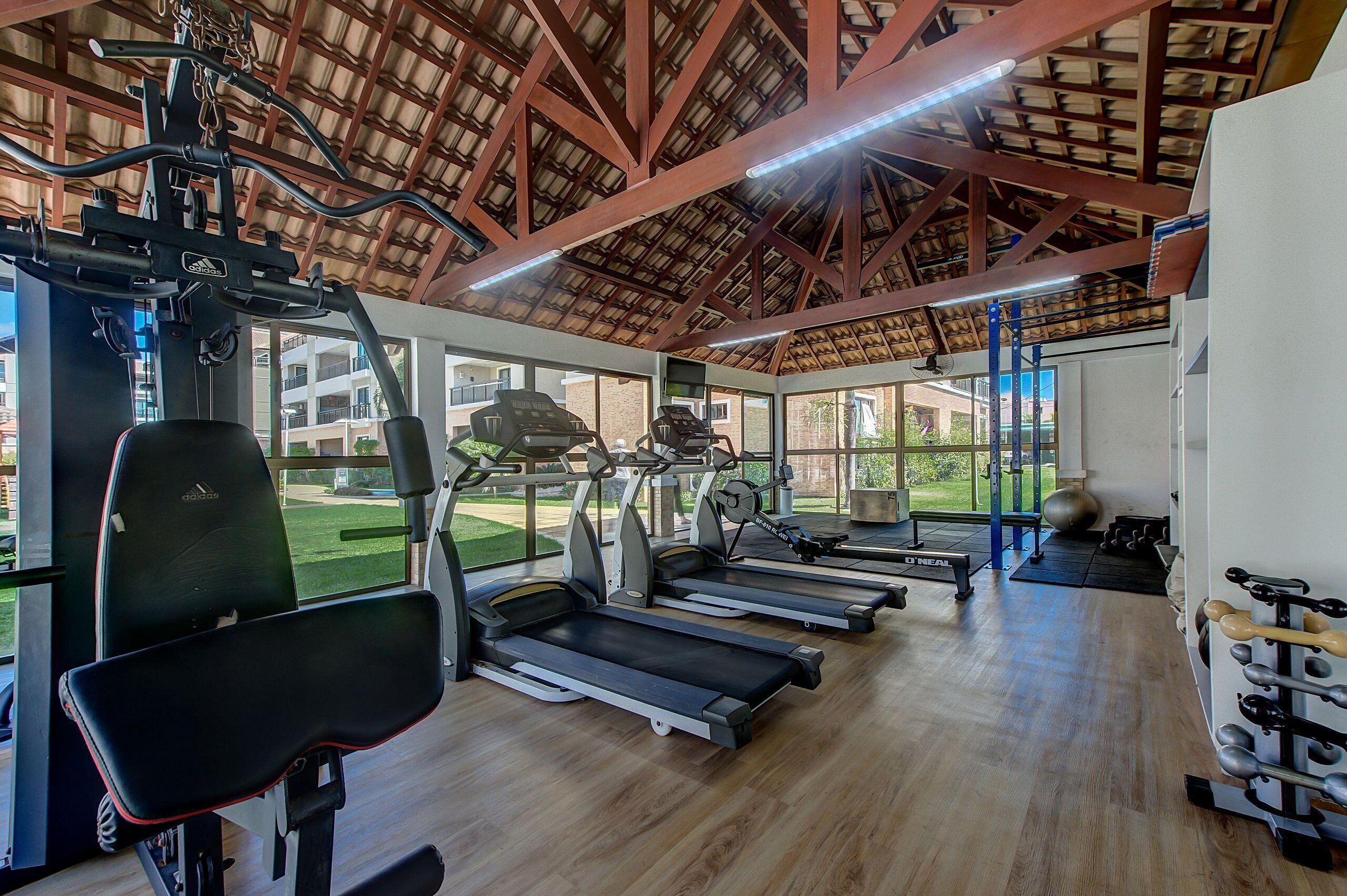 Apartamento Básico | Sala de fitness