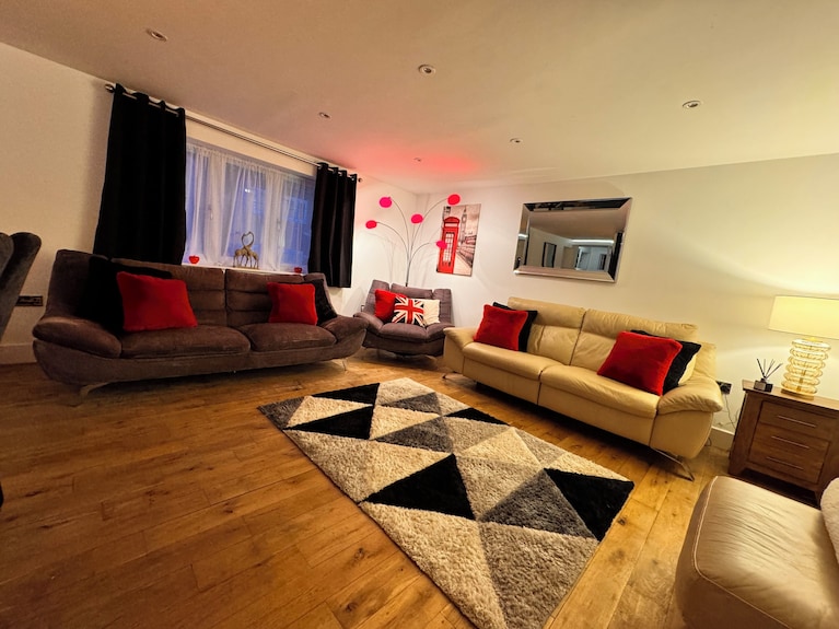 Home From Home, Mid - Long Stays. Modern, Cosy And Comfy! - St Albans