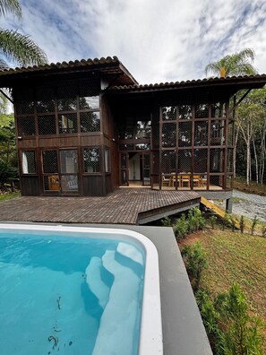 Chalé Deluxe | Piscina | Piscina exterior 