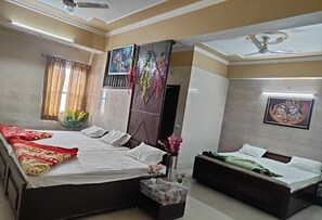 Quarto Twin Básico | Wi-fi grátis 