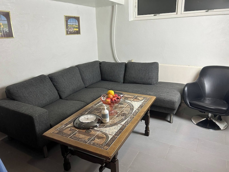 Apartamento En El Sótano De La Villa - Odense