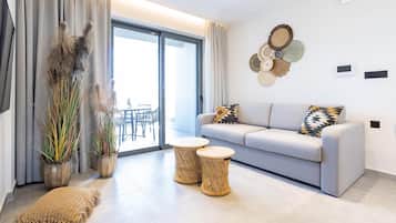 Maisonette with Sea View | Sala de estar | Smart TV de 43 polegadas com canais digitais, Netflix