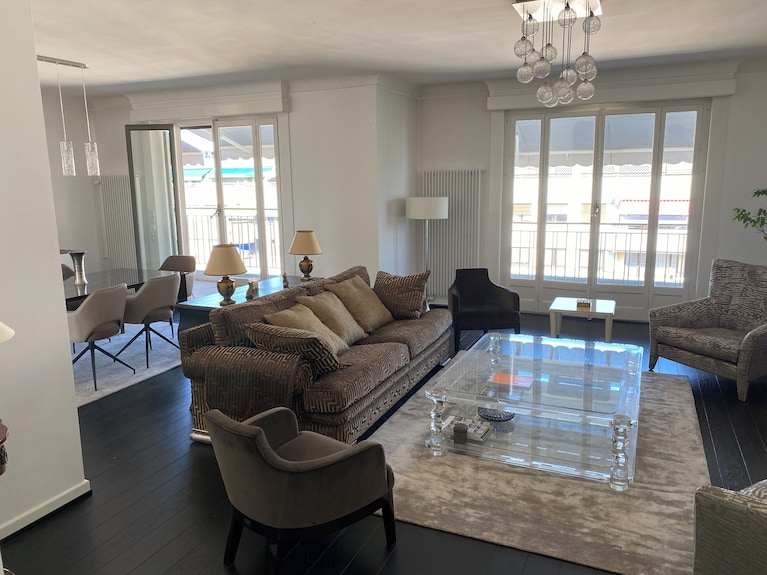 Splendide Attique à Geneve - Champel - Archamps