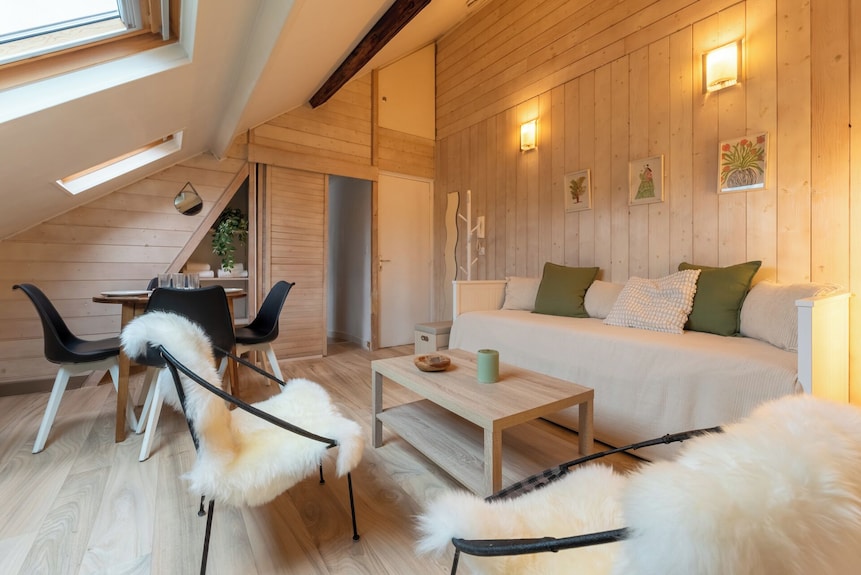 Rouen City Center Direct View Of Saint-maclou - Rouen