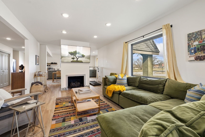 Palm Pool House-pool-in Downtown-walk Everywhere! - Fayetteville, AR