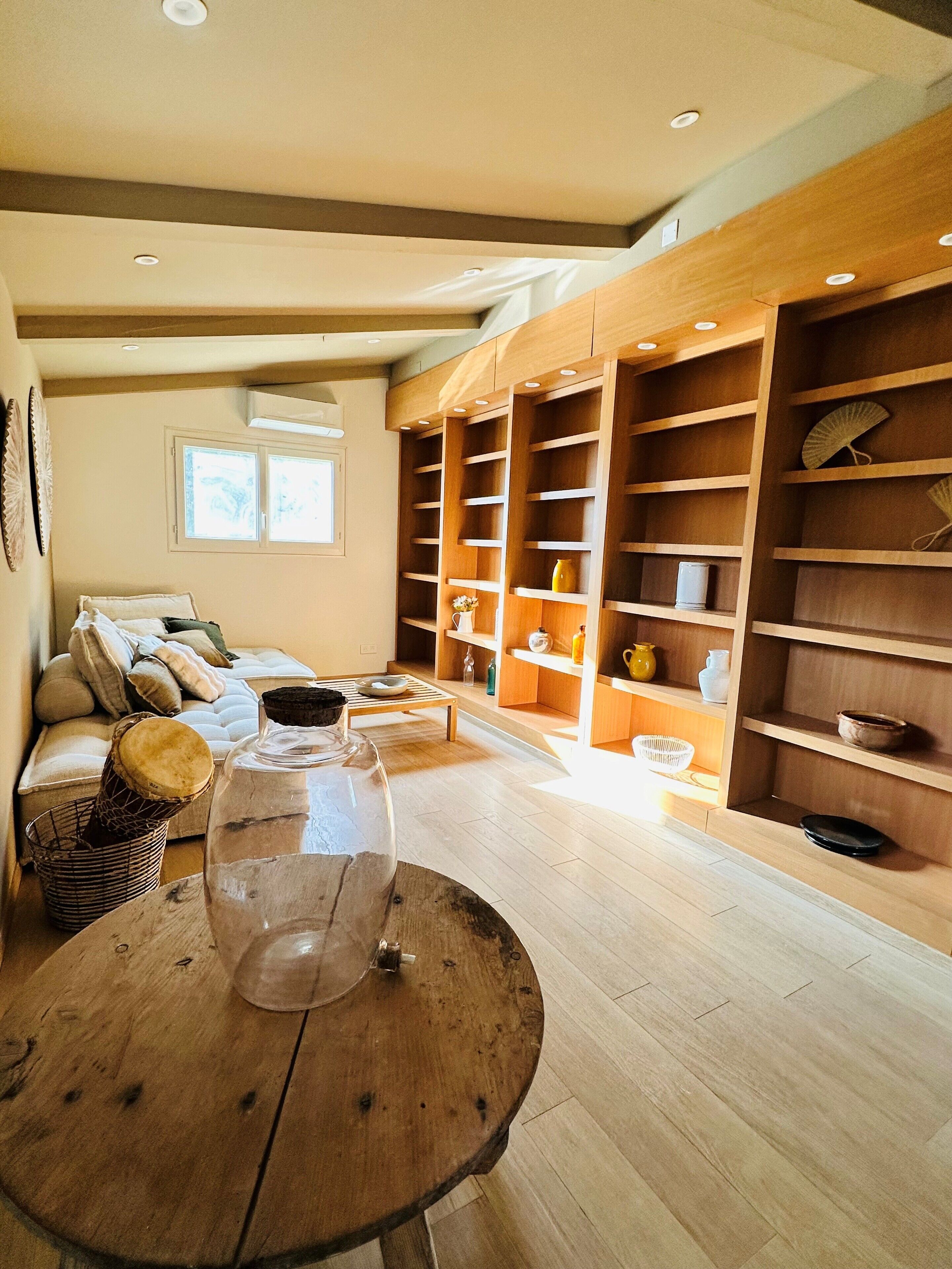 Villa Des Terres Avec Piscine - Nîmes