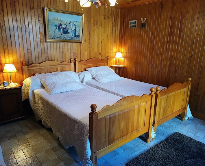 Charmant Appartement Au Bord Du Lac, Plain-pied Avec Parking Et Wifi - Lac de Vassivière