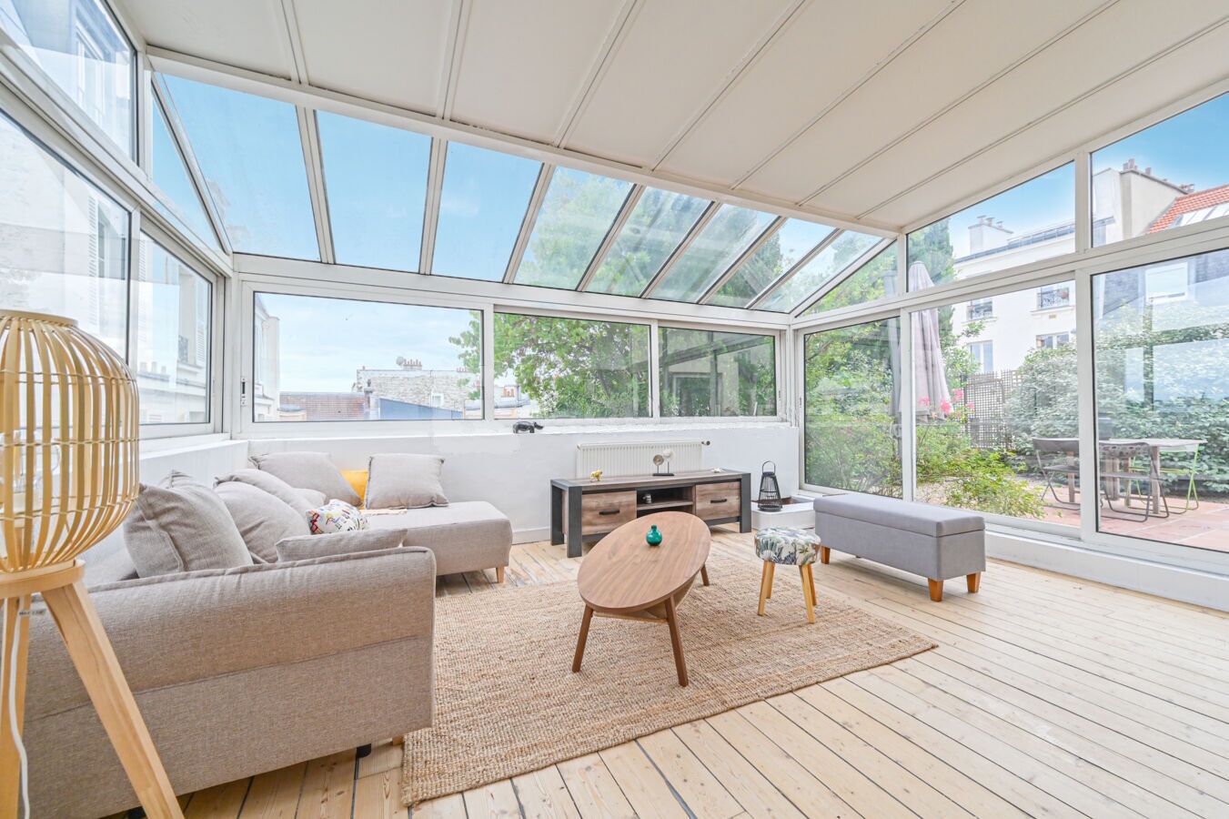 Contemporary Loft With Exceptional Rooftop - Saint-Maurice