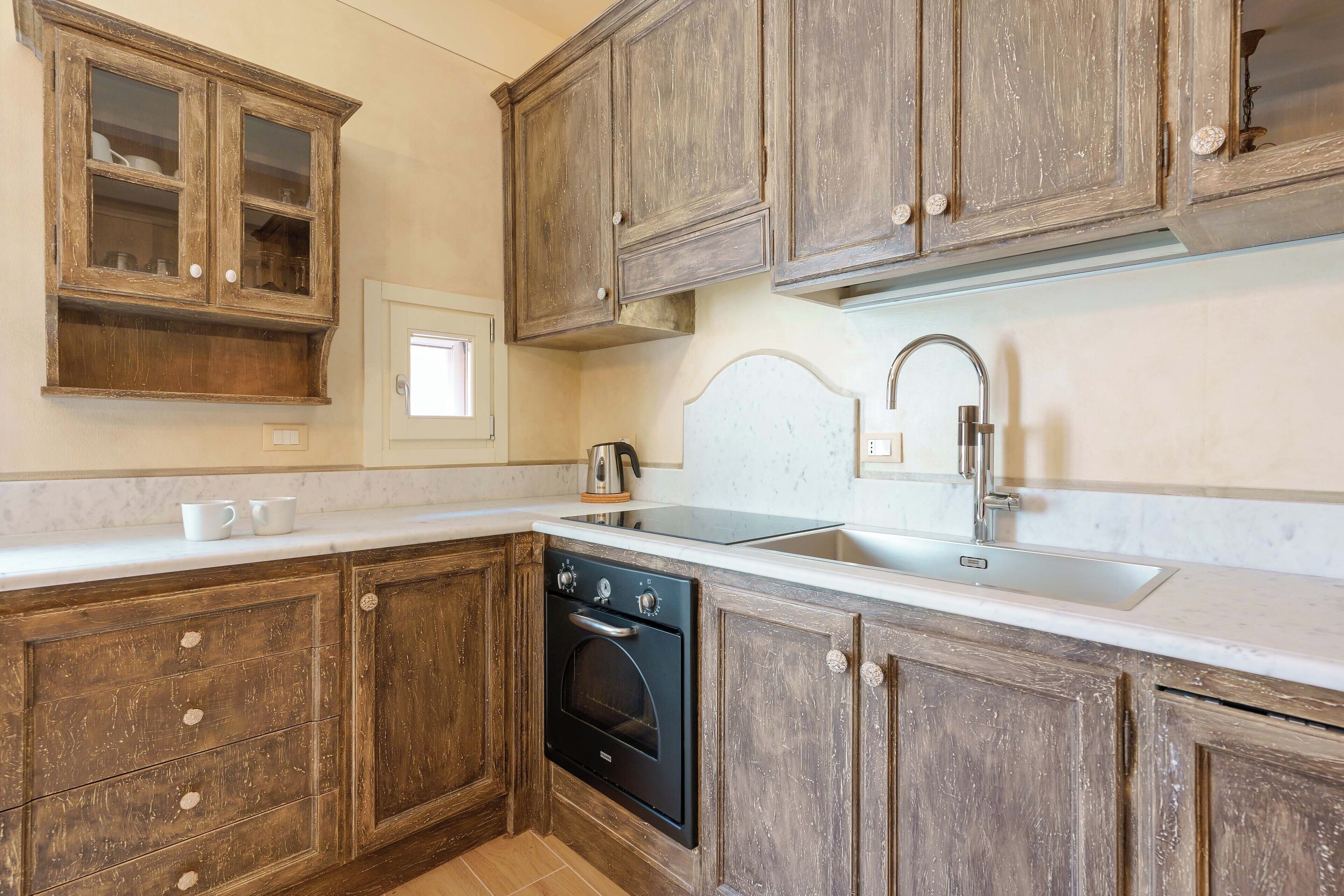 Apartamento (Canaletto Apartment) | Cozinha privada | Geladeira grande, micro-ondas, fogão, cooktop