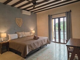 Quarto Standard, varanda | Wi-fi grátis 