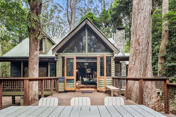 Rustic 3-bed Retreat In Springbrook - Springbrook
