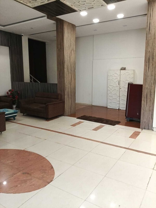 Hotel Hv Palace - Bhuj