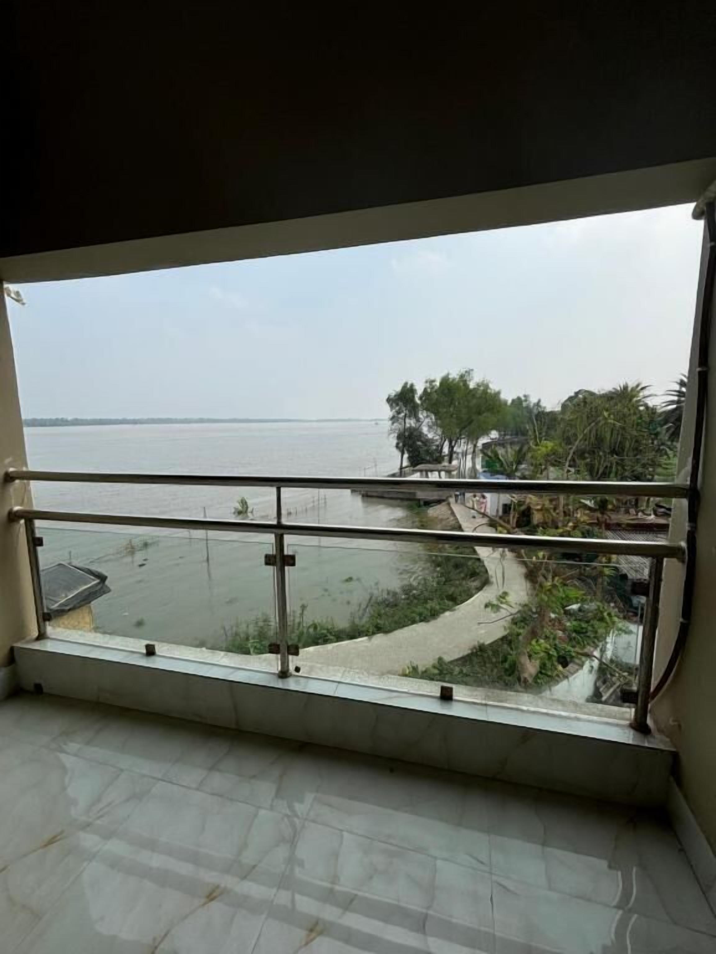 Quarto Duplo Premium, varanda, vista para o rio