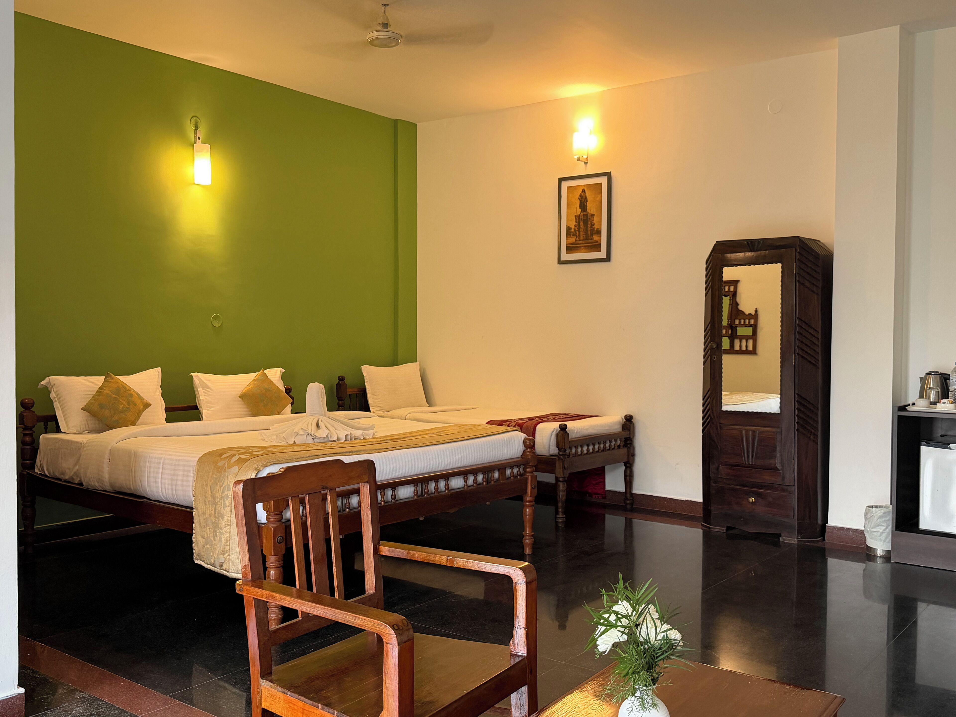 Suite-Estúdio de Luxo | Secretária, secretária adequada para computadores portáteis 