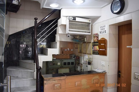 Parte interna. Hotel Bajaj