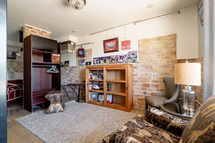 Alabama Boutique Hotel: #5 With Kitchen & Tv Room - Bryant-Denny Stadium - Tuscaloosa