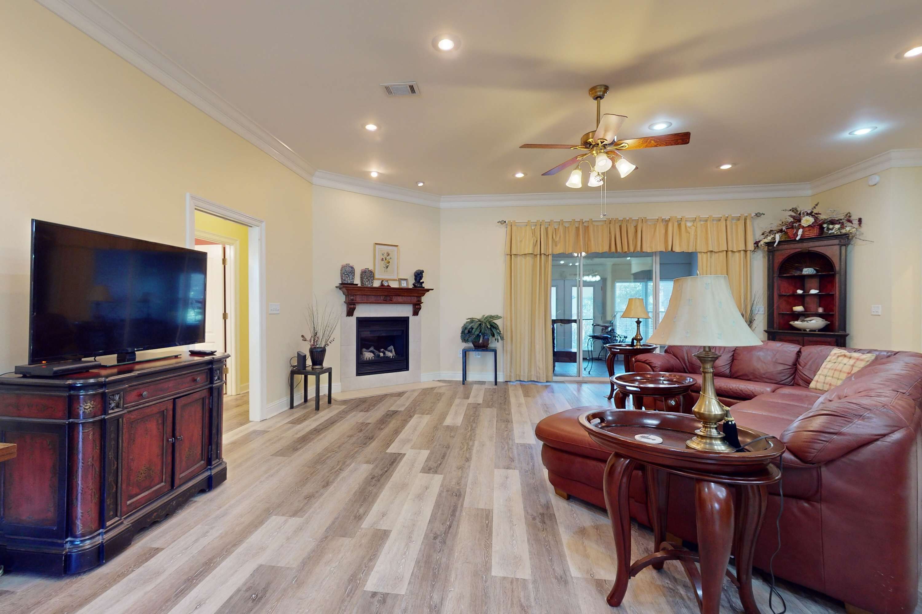 Tropical Home Near The Beach With Pool & Tennis Access - Grill, W/d, And Ac - Destin, FL