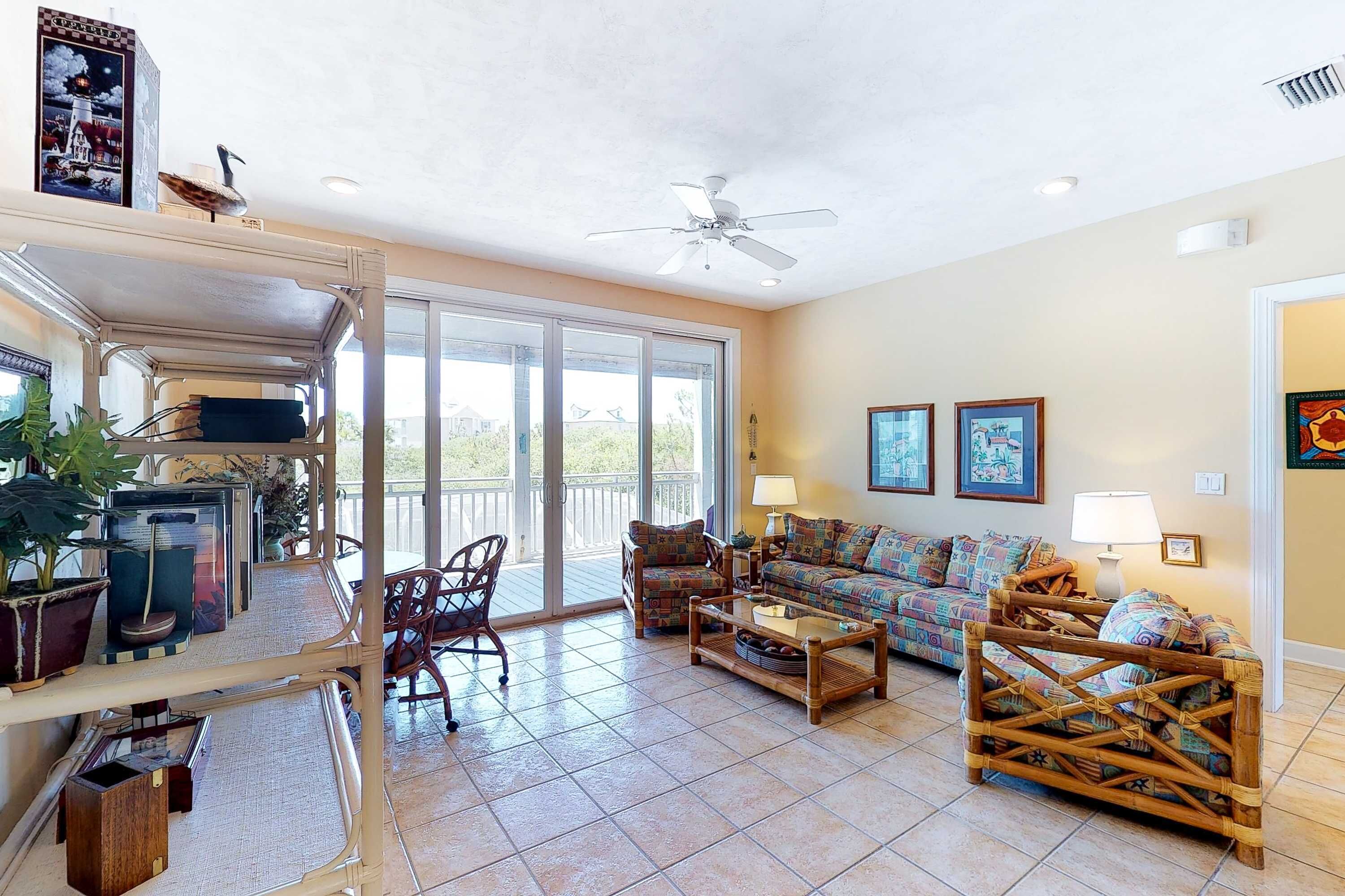 Dog-friendly Home Near The Beach With Private Pool & Gym - Apalachicola, FL