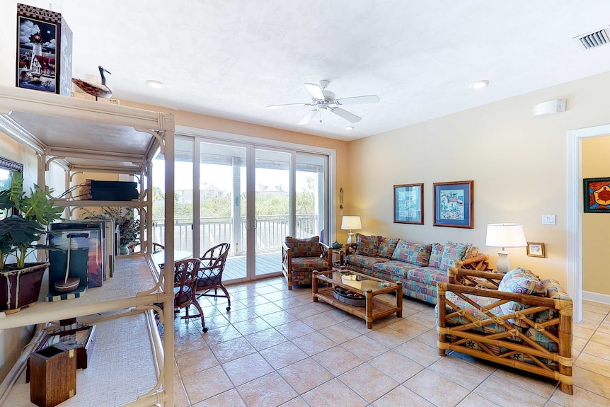 Dog-friendly Home Near The Beach With Private Pool & Gym - Apalachicola, FL