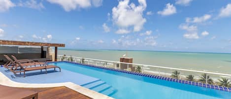Apartamento básico | Piscina