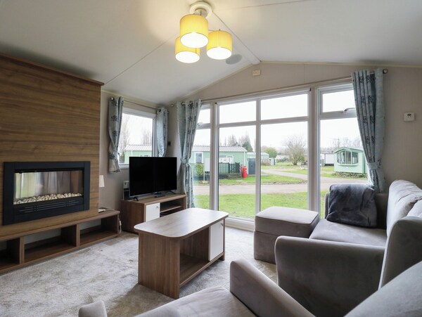 Mp61 Mp Billing Aquadrome Holiday Park - Northampton