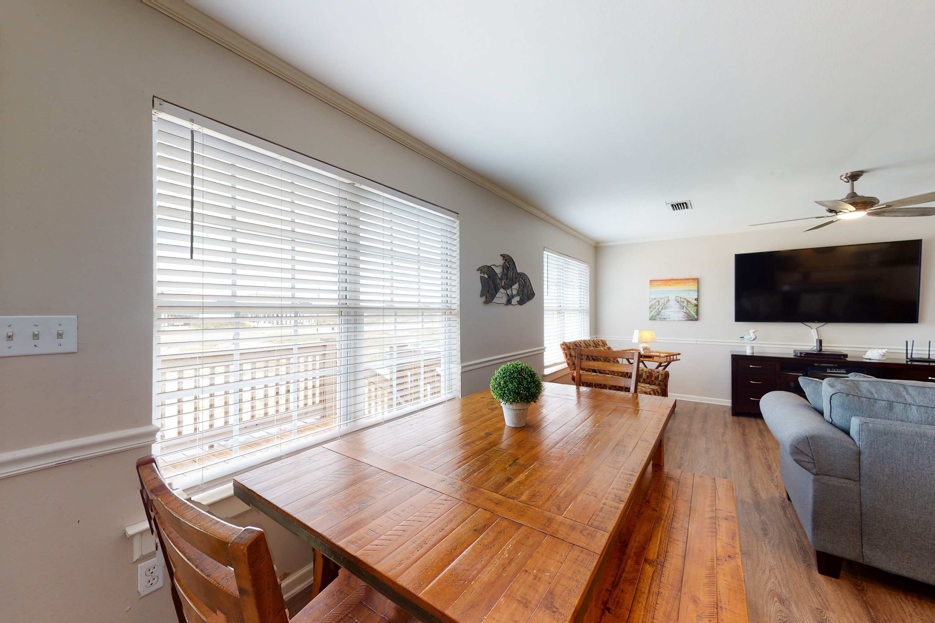 Dog-friendly Home With Sound-side Deck, Full Kitchen, & Fantastic Views - Dauphin Island, AL