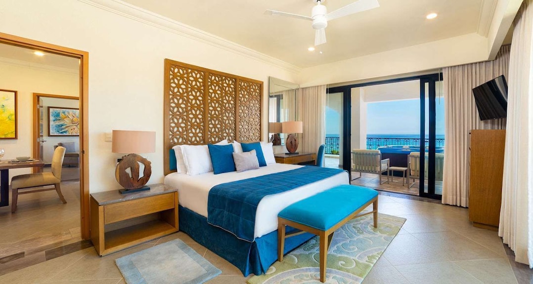 Get Your Vitamin Sea! !-Bedroom In Los Cabos! Fantastic Ocean Front View! - San José del Cabo