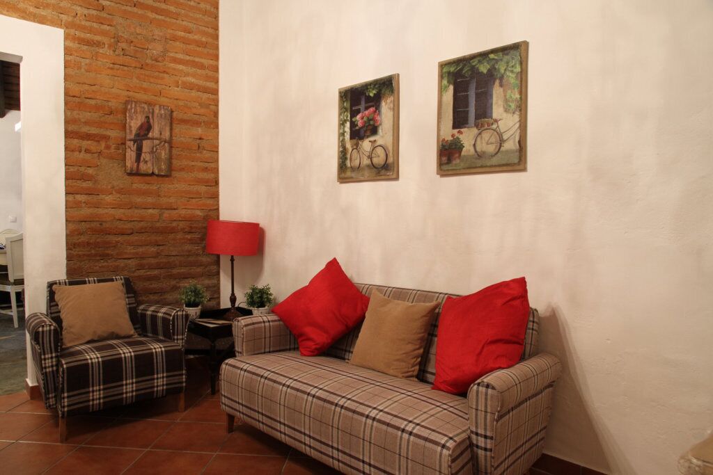 Casa Dos Paquetes And Casa Do Ferrador - Alentejo