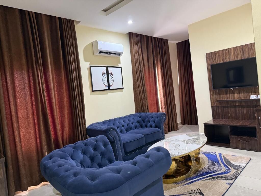 Suite Clássica, Vista para a cidade | Sala de estar