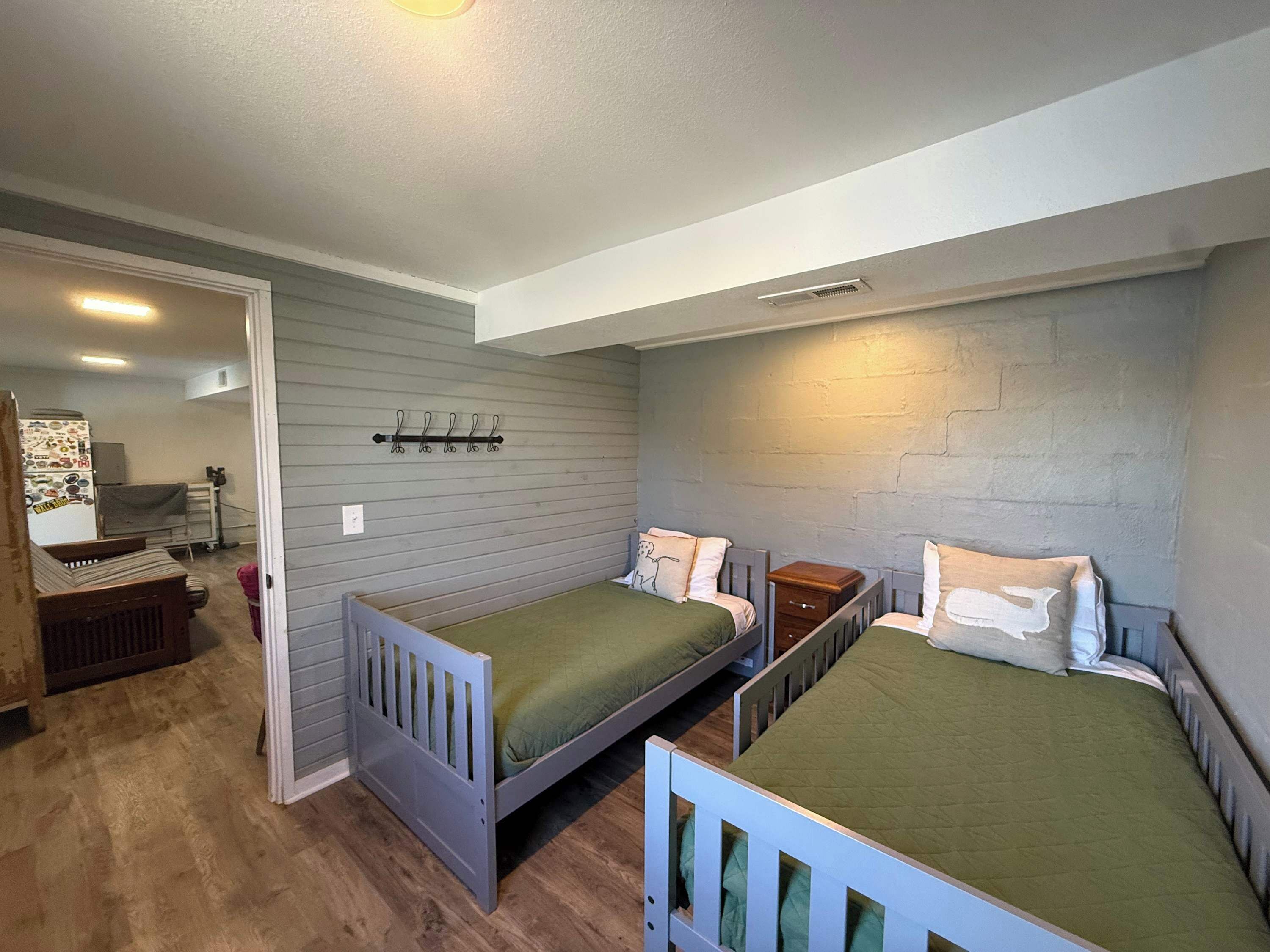 Casa, várias camas, pátio (Lucky Duck) | 3 quartos, com decoração personalizada, com mobília individualizada 