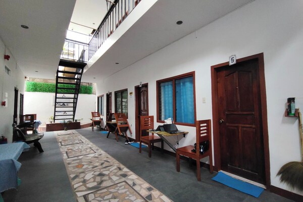 Love Vega Hometel El Nido Near Beach - El Nido