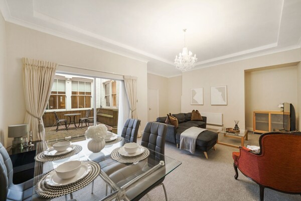 Hertford Flat 1 - Chelsea