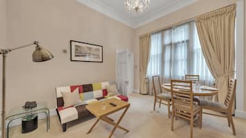 Apartamento Básico, não fumadores | Sala de estar