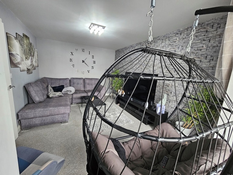 Modern Spacious Holiday Home In Rhyl - Gales