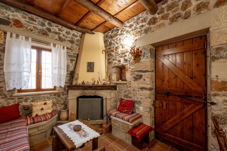 Agapis Charming Retreat, Holiday Home - Siena