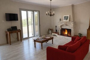 Villa | 2 quartos, internet de alta velocidade