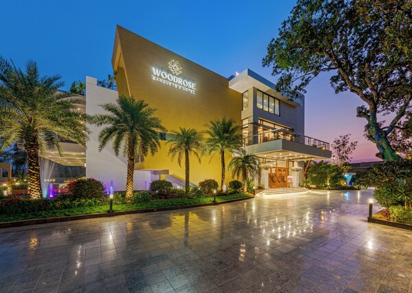 Woodrose Banquets And Hotel - Belagavi