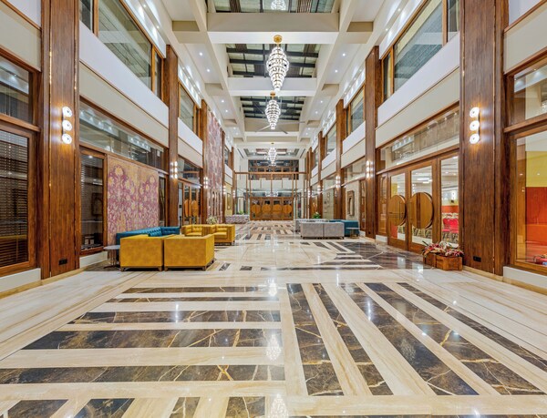 Woodrose Banquets And Hotel - Belagavi