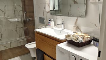 Apartamento, 2 quartos, varanda | Lavandaria