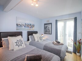 Casa de Campo | 3 quartos, com decoração personalizada, com mobília individualizada 