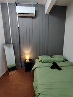 Quarto Duplo | Edredões de penas, ferro/tábua de engomar, Wi-fi grátis 