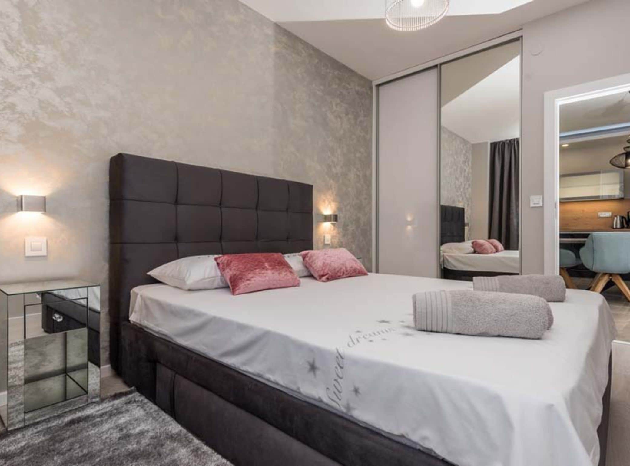 Apartamento (Two Bedroom Apartment with Terrace 4) | 7 quartos, berços (sobretaxa)