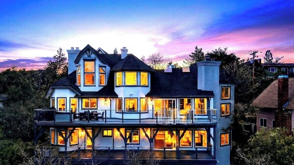 Matterhorn Vista By Avantstay Panoramic Views + Private Cinema + Glass-railed Deck + Near Trails And Village - Lake Arrowhead, CA