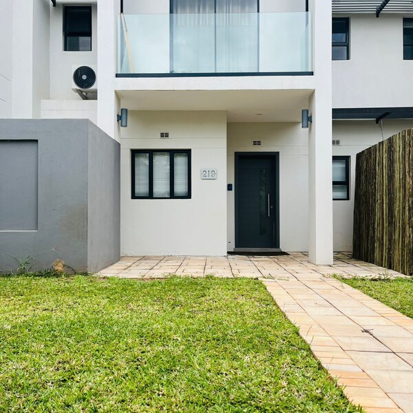 219 The Contours - Victoria Falls