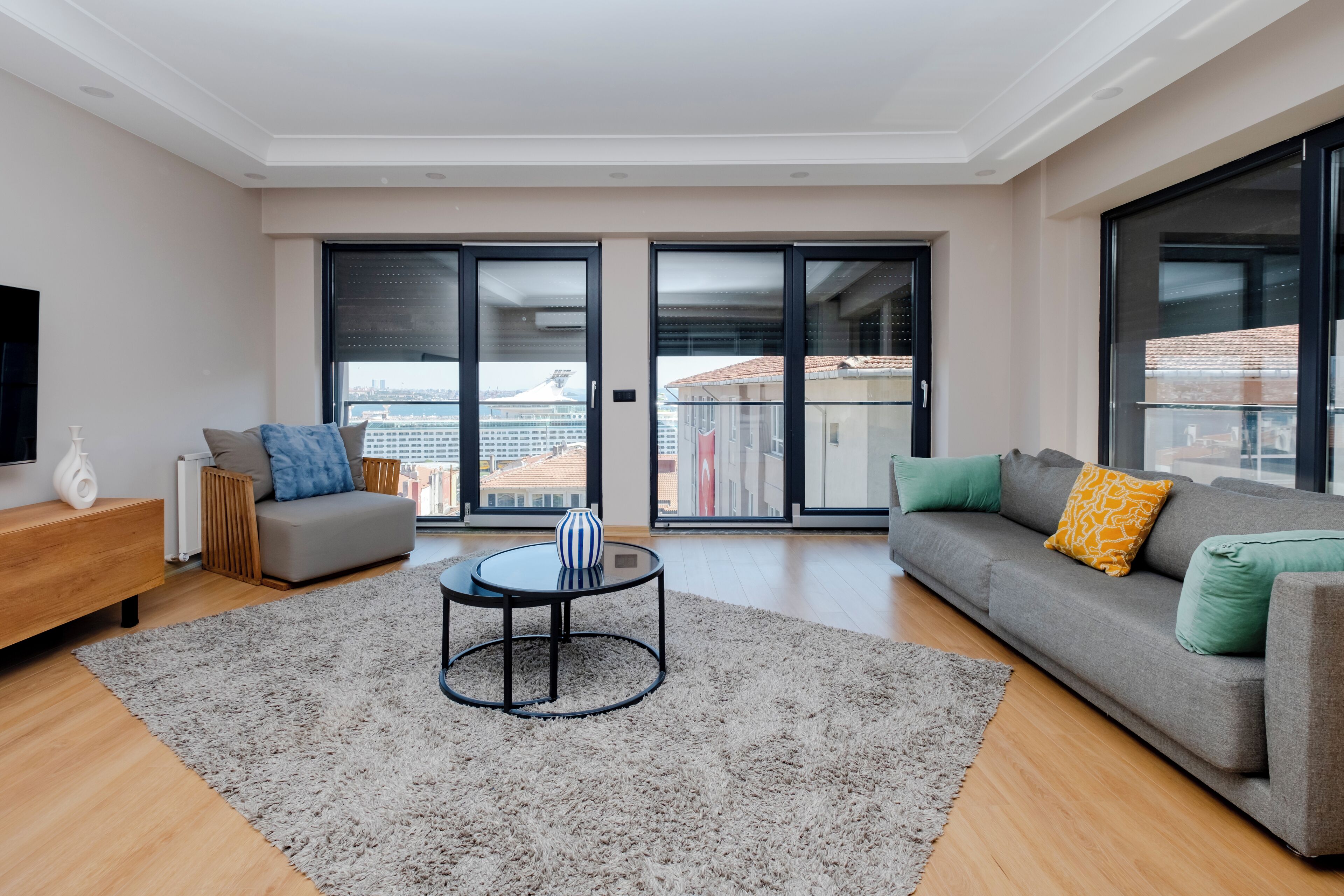 Bosphorus View With 1-bedroom And 2 Double Beds - Elevator - Car Parking - Maslak