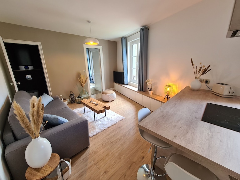 Appartamento-superiore-balcone-bagno Privato Con Doccia - Giverny