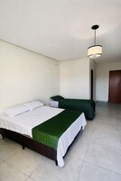 Quarto Triplo Clássico | Secretária, secretária adequada para computadores portáteis 
