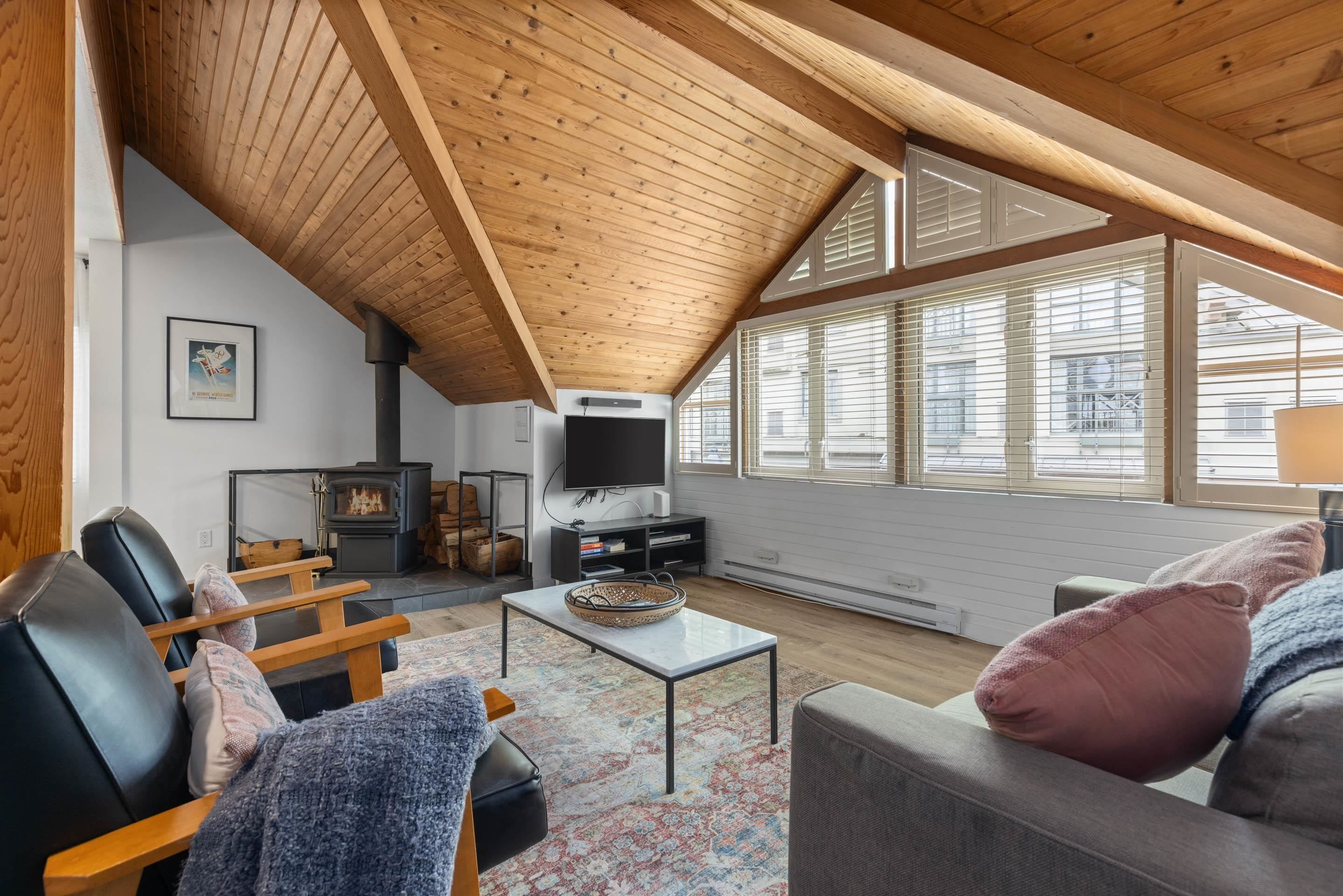 Fitzsimmons A - Located In The Heart Of Whistler Village, Private Sauna - ウィスラー・ブラッコム