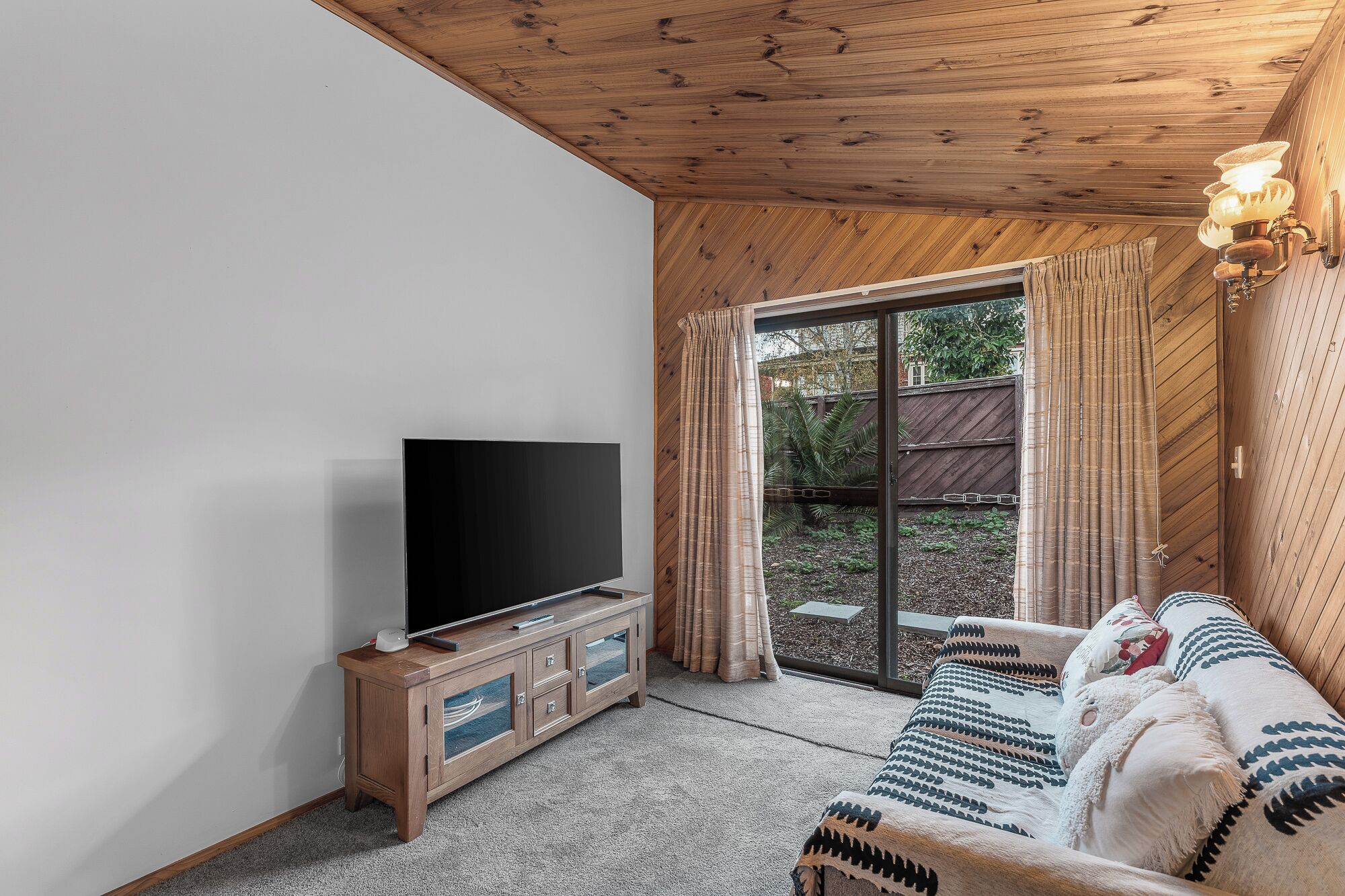 Convenient & Cosy Home In Camberwell - Box Hill