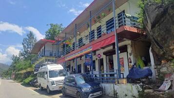 Quarto básico | Fachada